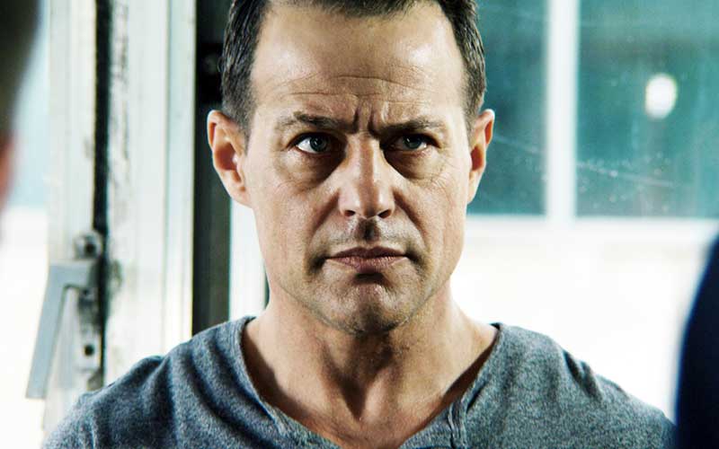 Louis Mandylor | Λούις Μάντιλορ • Filmy.gr